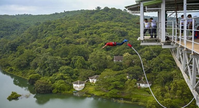 Best places to try Bungee Jumping in Goa with Loved Ones